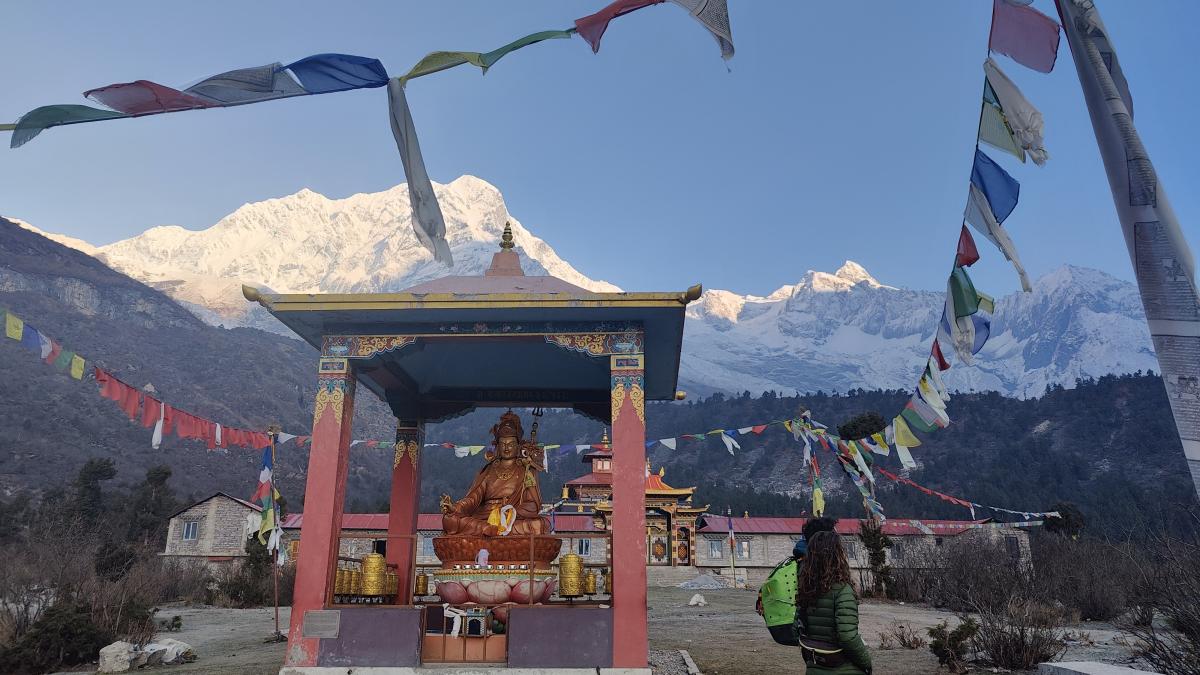 Manaslu Circuit Trek - Itinerary, Cost, Season, Packages